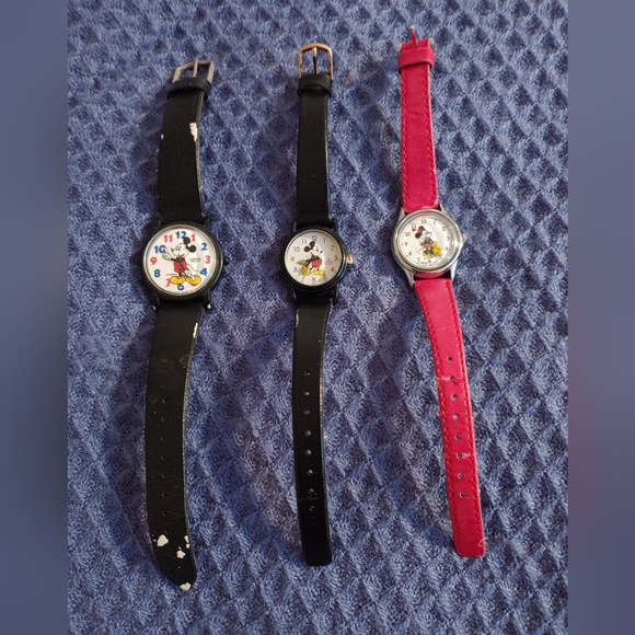 Lorus | Accessories | Disney Watches Mickey And Minnie | Poshmark